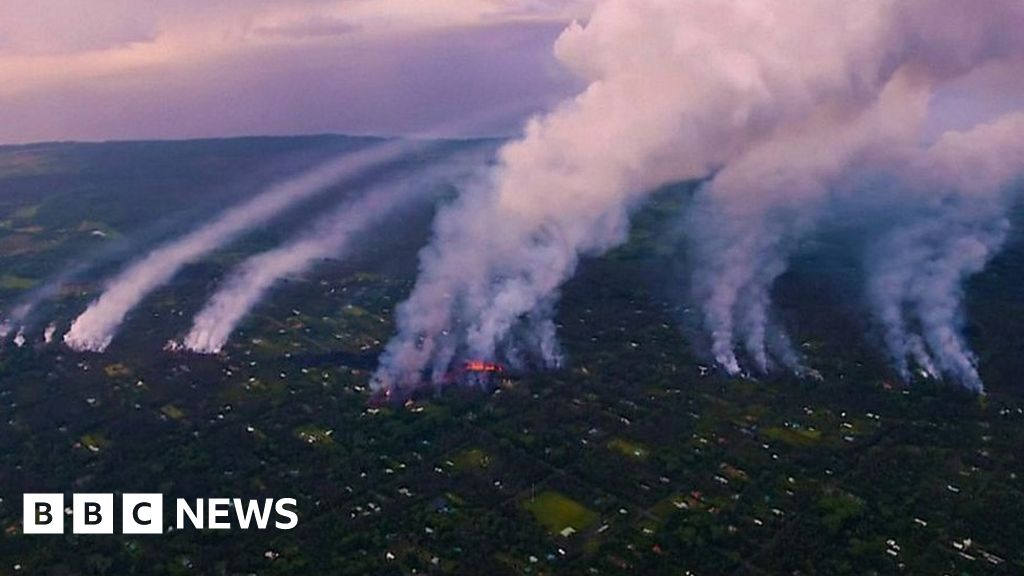 Kilauea volcano burns through Hawaii homes