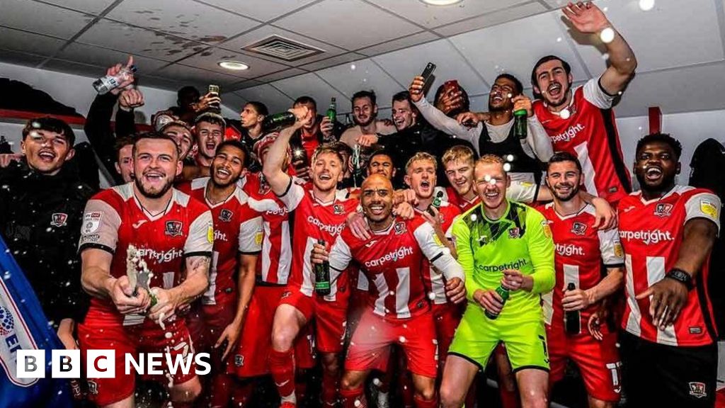 Exeter City victory parade to celebrate promotion - BBC News