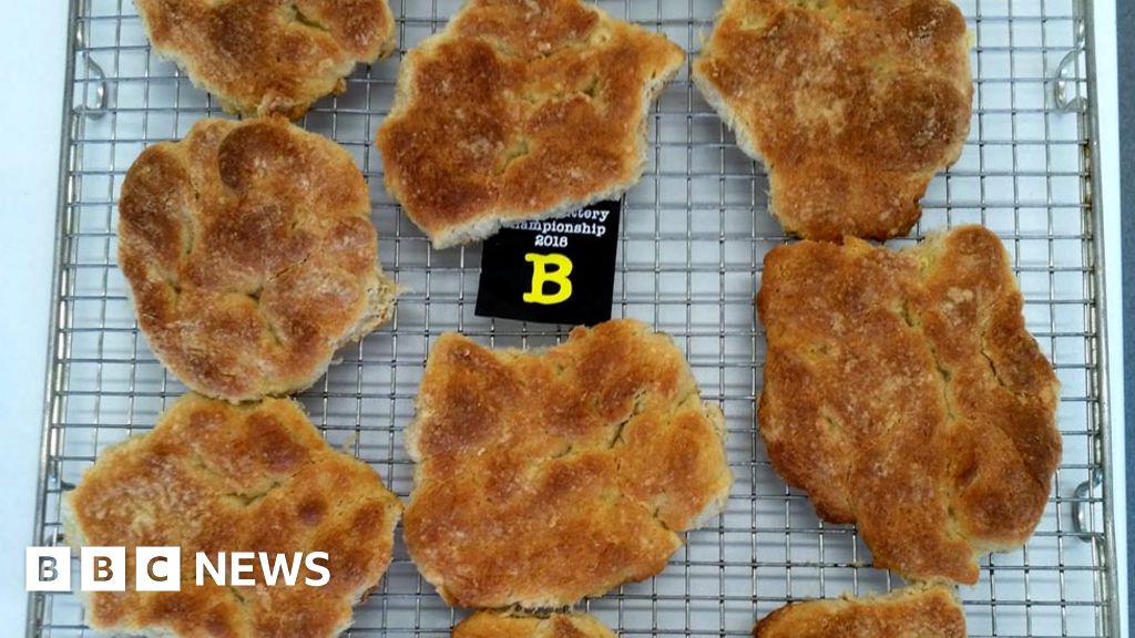 First world buttery champion crowned in Aberdeen - BBC News
