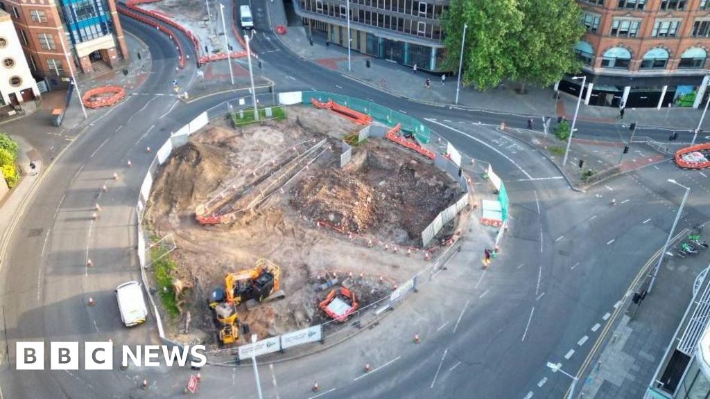 Remains of brewery cellar found under Nottingham roundabout - BBC News