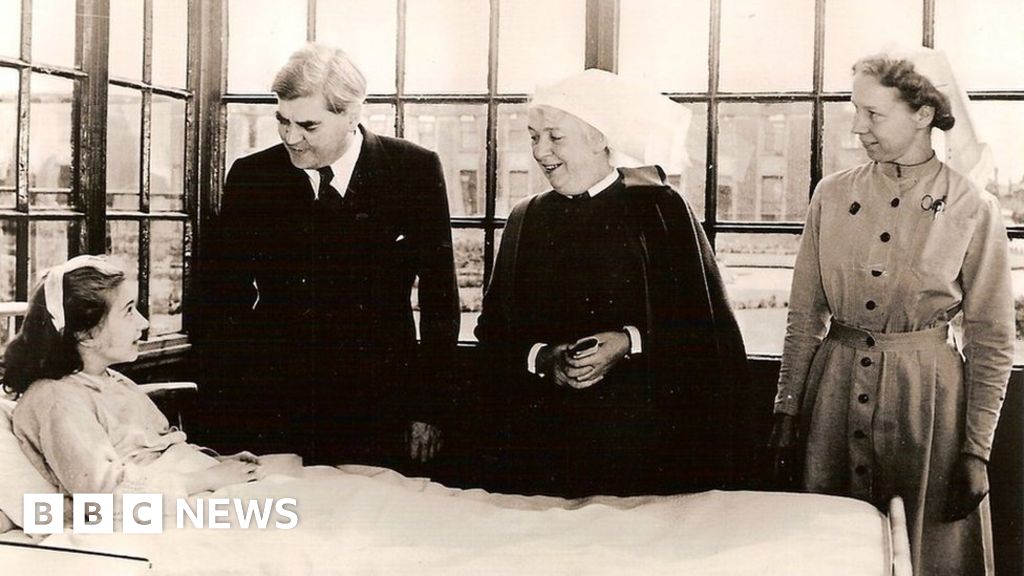 NHS patients and staff tell stories for audio history project