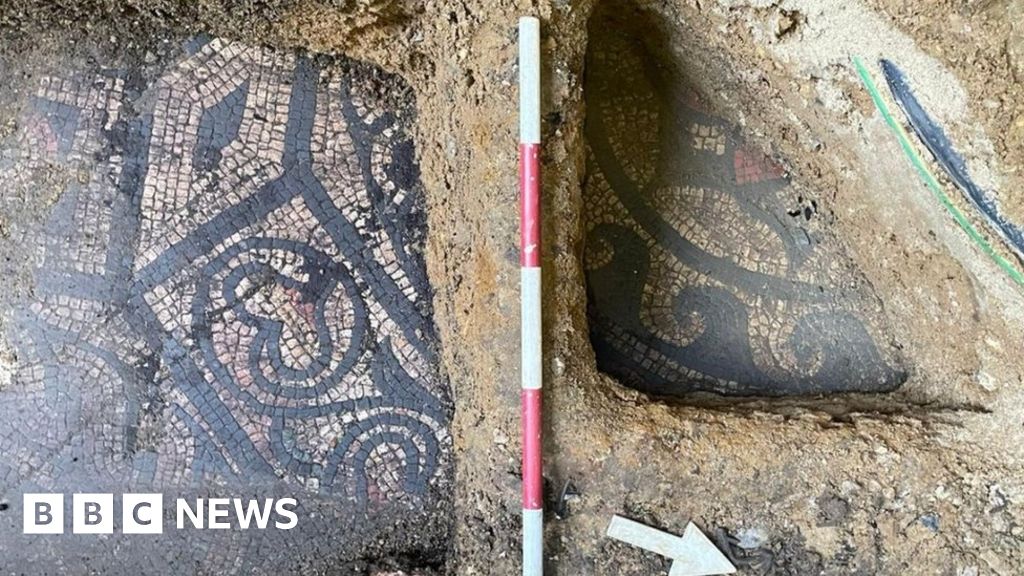 Work begins to reveal Roman mosaic under Colchester shops - BBC News