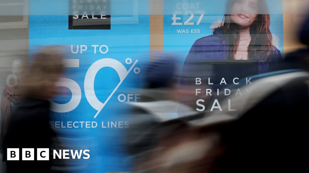 Warning on 'misleading' Black Friday deals - BBC News