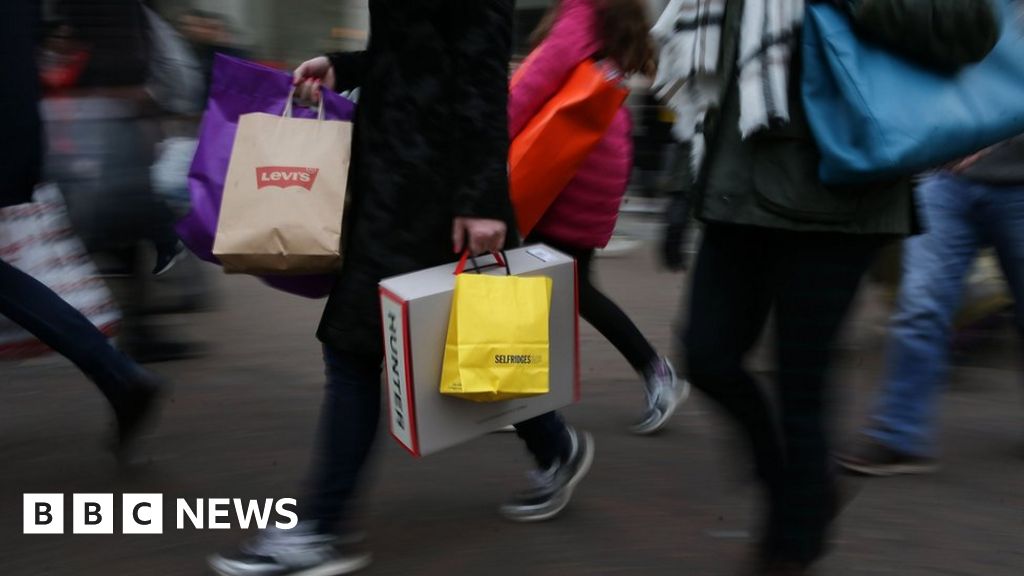 High Street woes mount as 85,000 jobs feared lost - BBC News