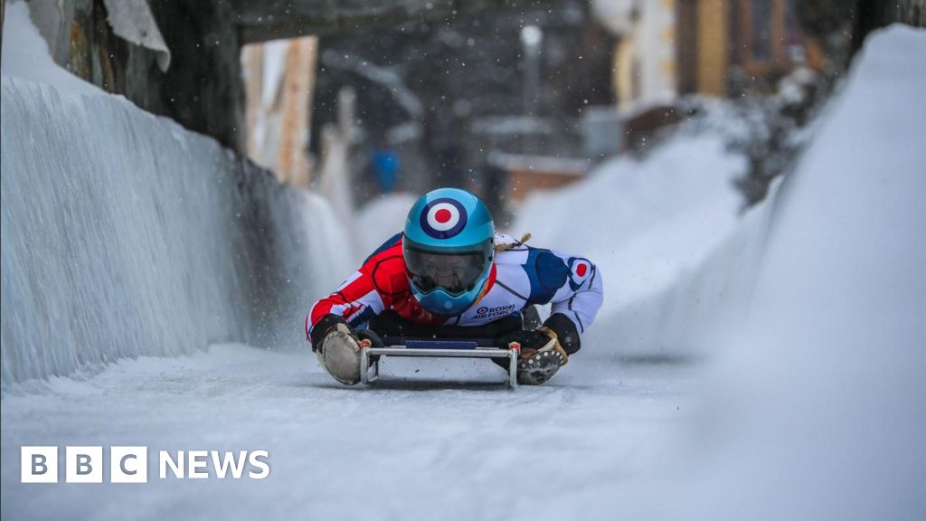 Woman finishes Cresta Run in RAF first