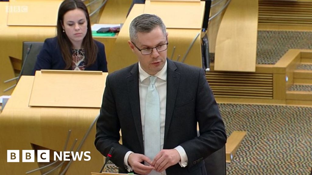 Scottish income tax rises to be unveiled - BBC News