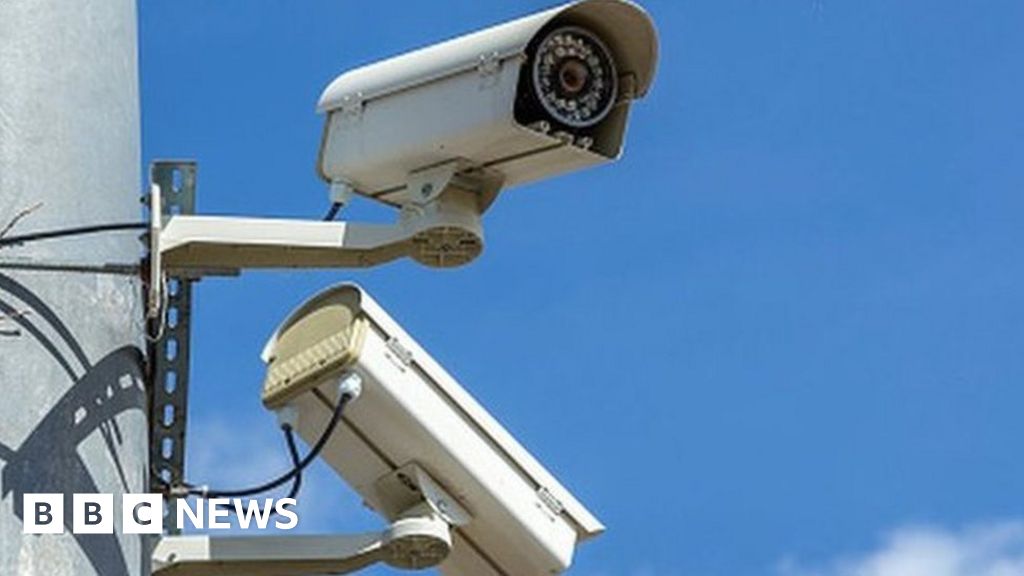 North Wales CCTV cameras to be monitored in Chester - BBC News