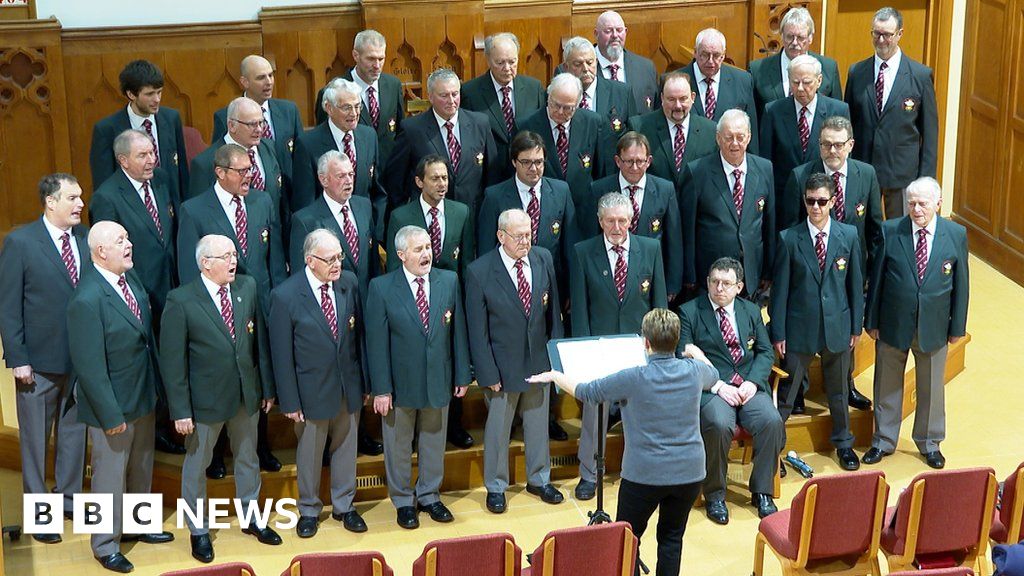 Guernsey Welsh Male Voice Choir to sing at Six Nations - BBC News