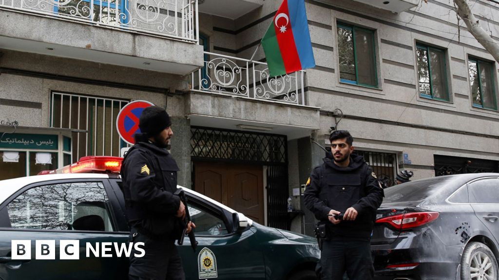 Security guard killed in attack on Azeri embassy in Iran - BBC News