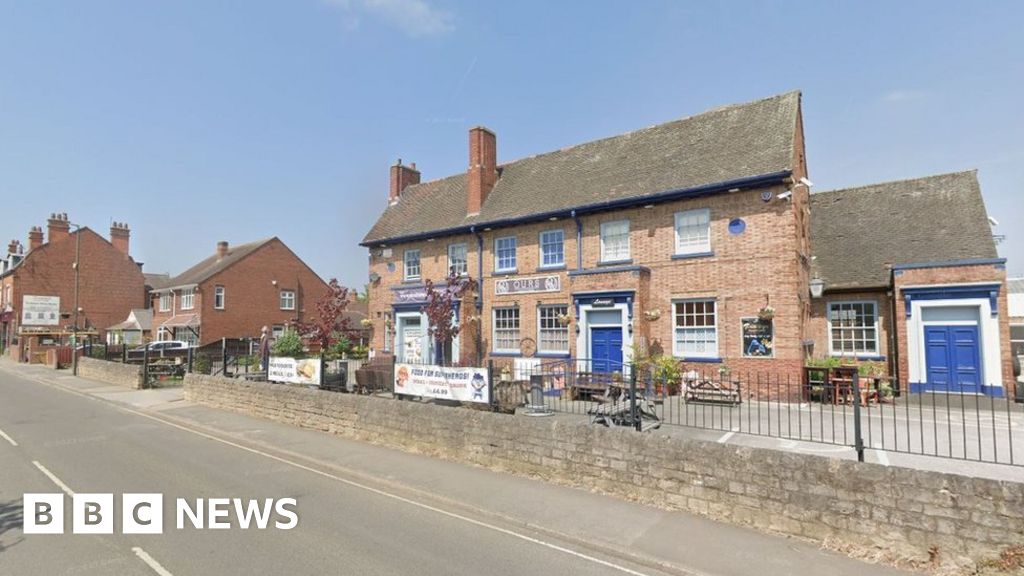 Creswell: Man seriously injured in suspected attack near pub - BBC News