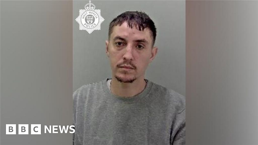 Man jailed for taxi driver knifepoint robbery in Worcester