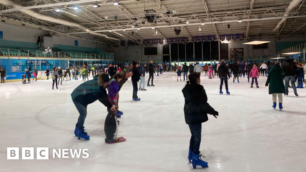 Guildford: Ice rink reopens after essential maintenance