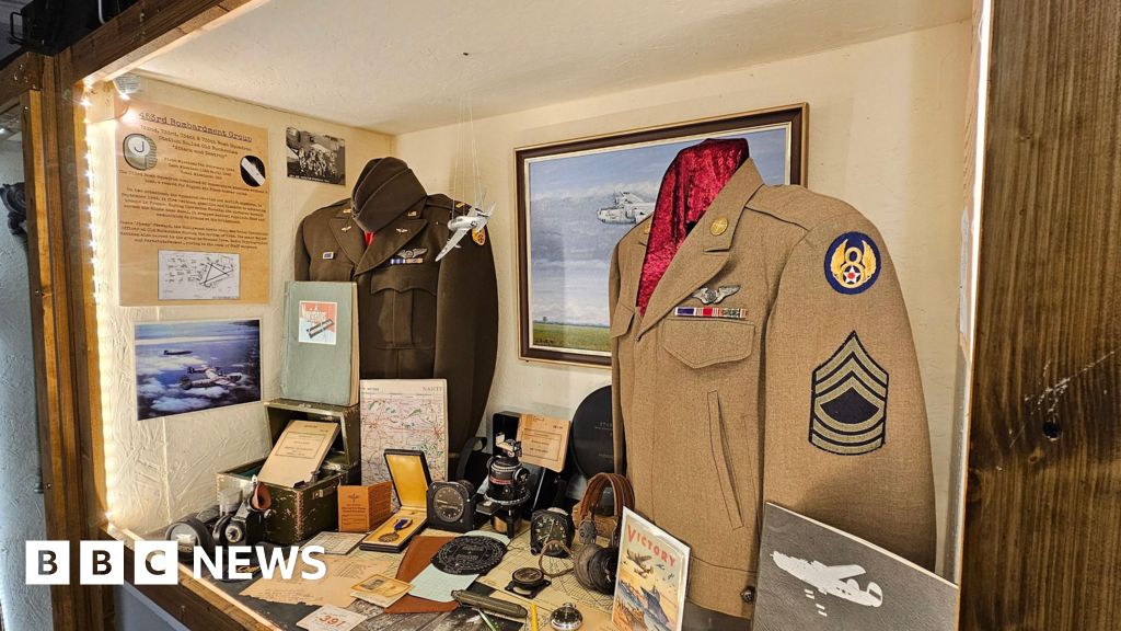 New Swaffham museum provides homage to WW2 heroes - BBC News