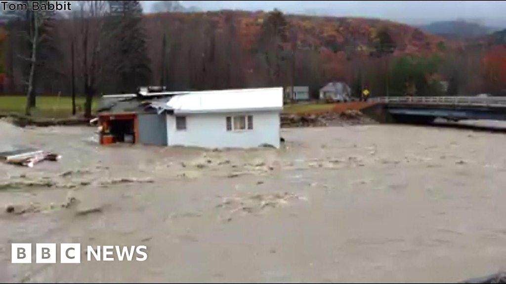 House swept away by raging floods in New Hampshire - BBC News