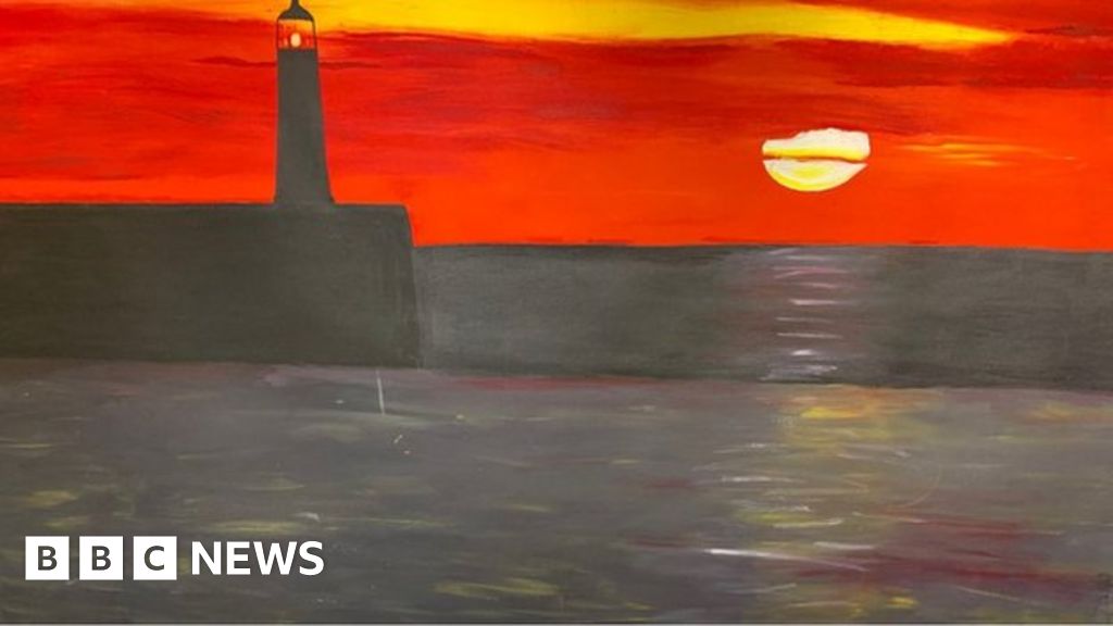Isle of Man Prison inmates transform roller blinds into paintings - BBC ...