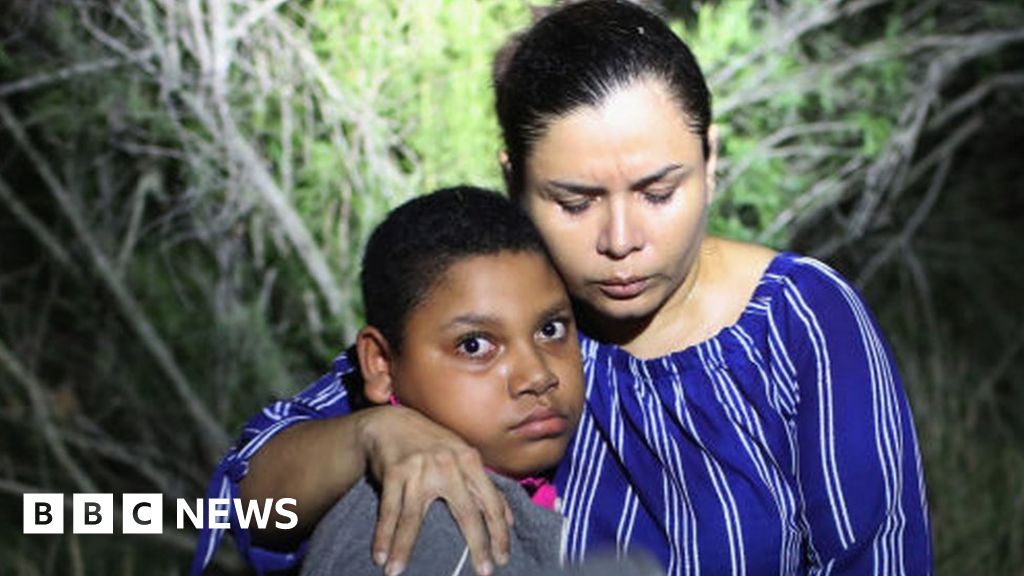 Undocumented migrant families embark on chaotic reunion process
