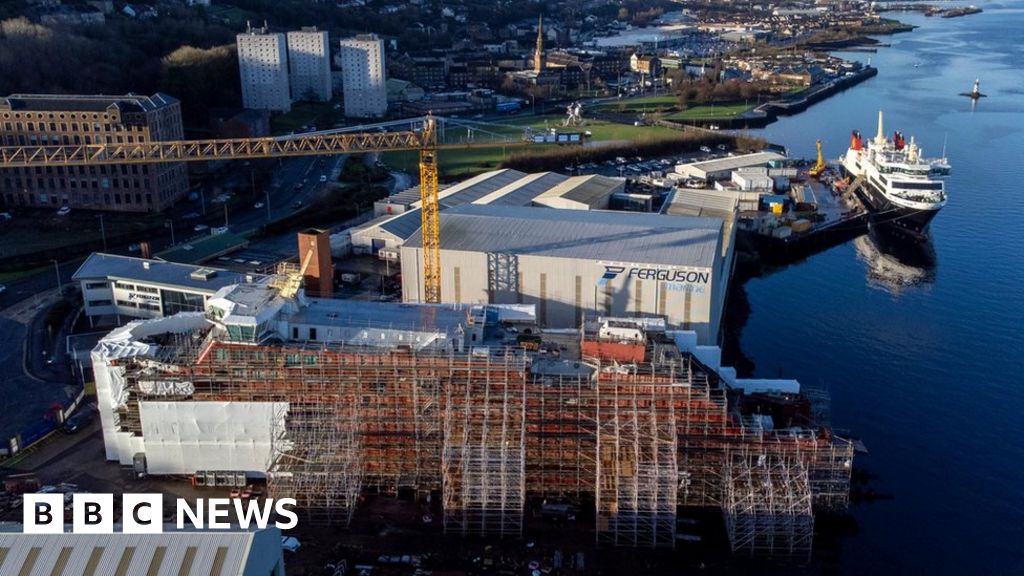 Calls for more action to safeguard Ferguson shipyard - BBC News