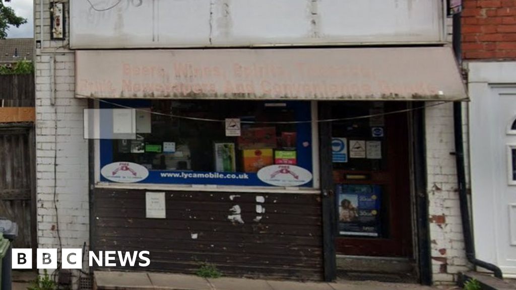 Wolverhampton shop's licence revoked after girl collapses - BBC News