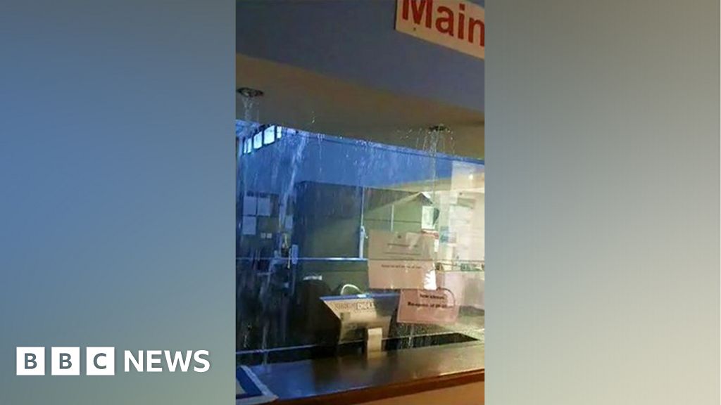 Flooded Leicester GP surgery sparks closure fears among patients - BBC News