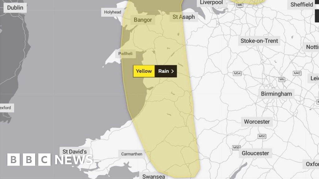 'Substantial' rain could bring flooding to Wales - BBC News