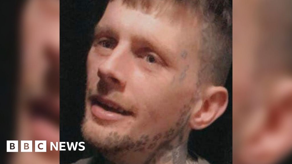 Tributes to Telford father-of-three after murder arrest - BBC News