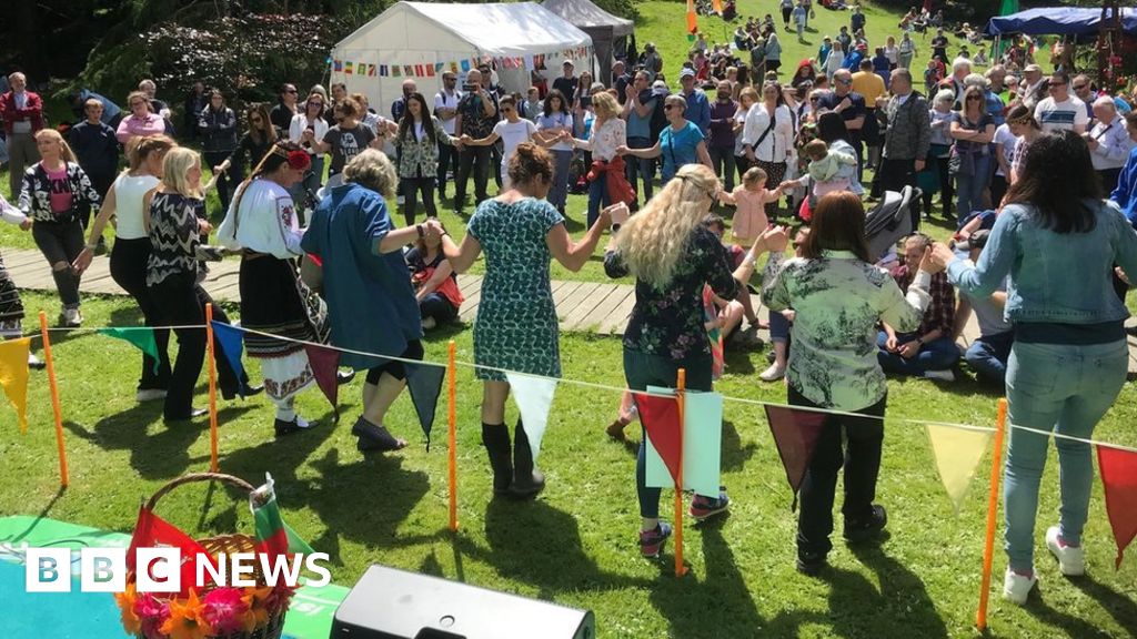 Education grant for Manx charity to highlight global issues - BBC News