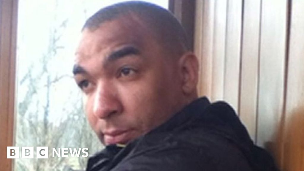 Leon Briggs inquest: Officer used 'common sense' in restraining man ...