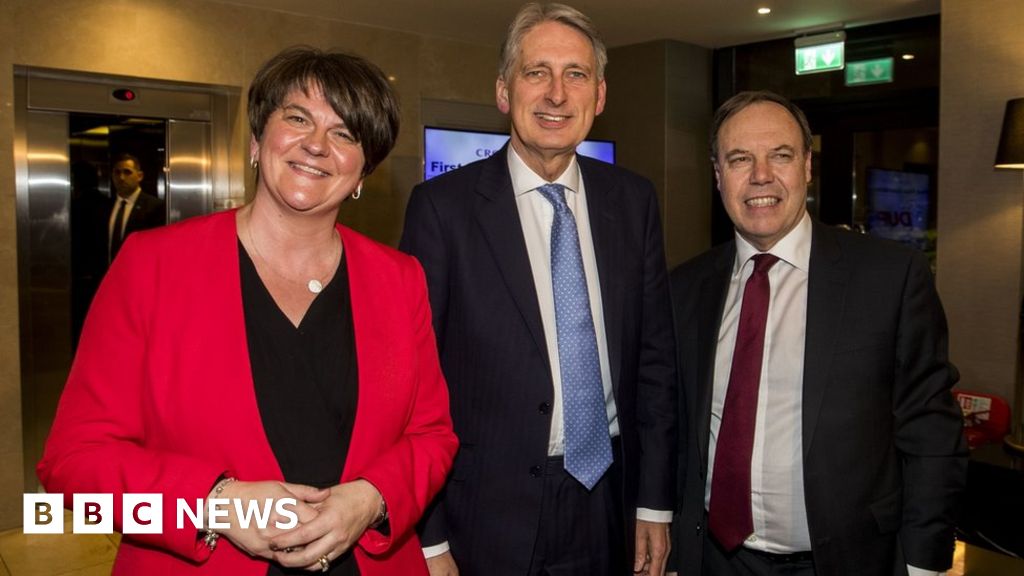 Brexit: DUP may revisit confidence and supply deal, says Foster - BBC News