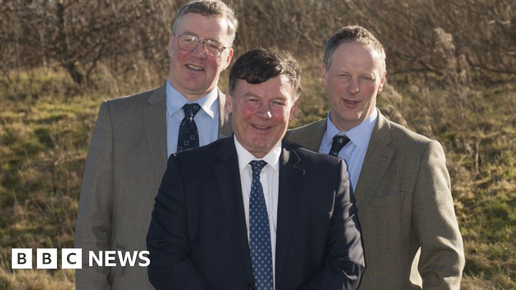Three candidates for NFU Scotland president role - BBC News