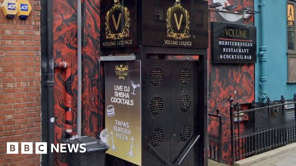 Covid: Liverpool bar loses licence over repeated rule breaches - BBC News