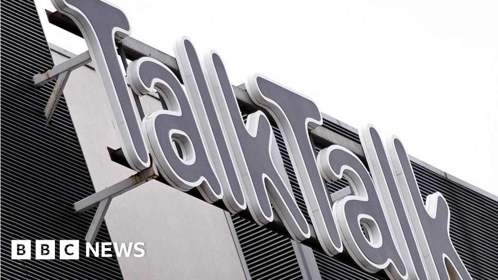 TalkTalk call centre workers arrested in India - BBC News