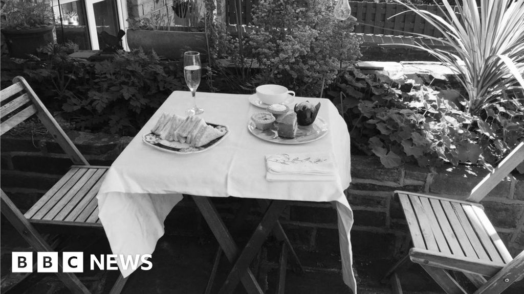 Coronavirus: Black and white photographs depict lockdown life in ...