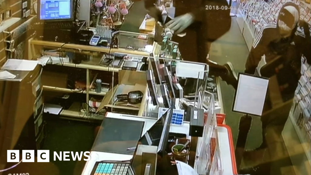 CCTV footage of armed robbery at Witney post office released