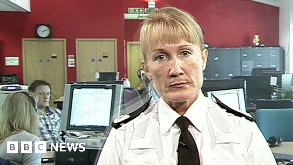 Rotherham abuse scandal: Police 'making progress' - BBC News