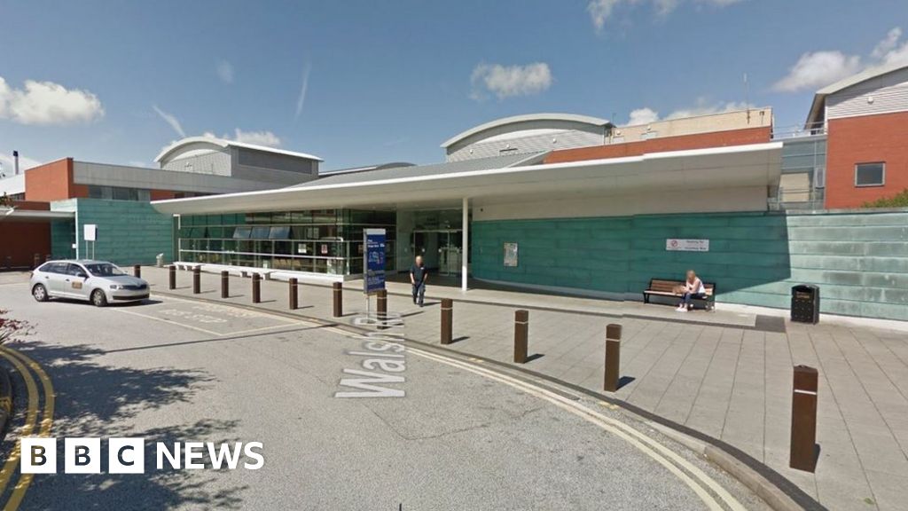 Broadgreen Hospital: Second health assistant under investigation - BBC News