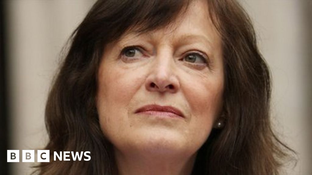 Sharon Shoesmith: 'Empower social workers' to beat abuse - BBC News