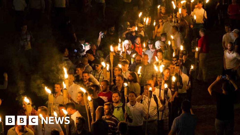 Is there a growing far-right threat online?