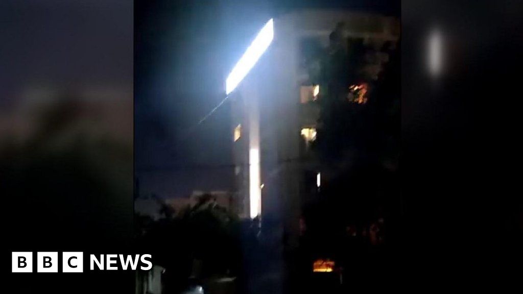 Video shows attack on Karachi police headquarters