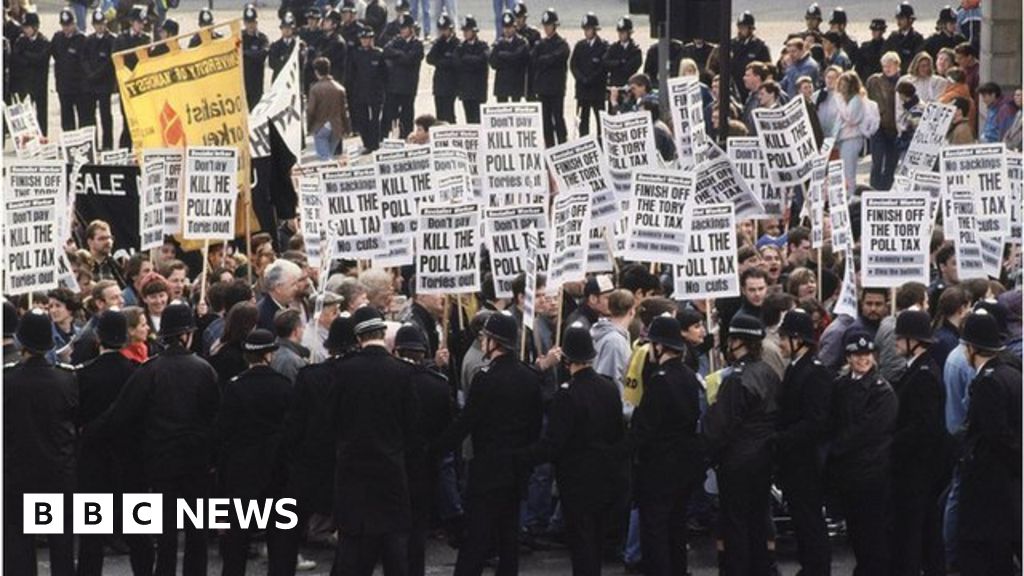 Poll tax was 'a serious mistake' - Waldegrave - BBC News