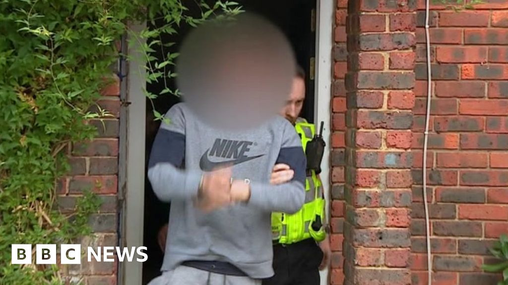 Bedfordshire And London Drugs Raids Sees Seven Arrested