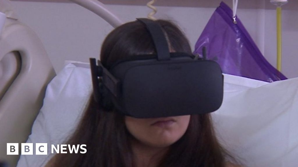 Virtual reality gaming to help ease pain for burns victims