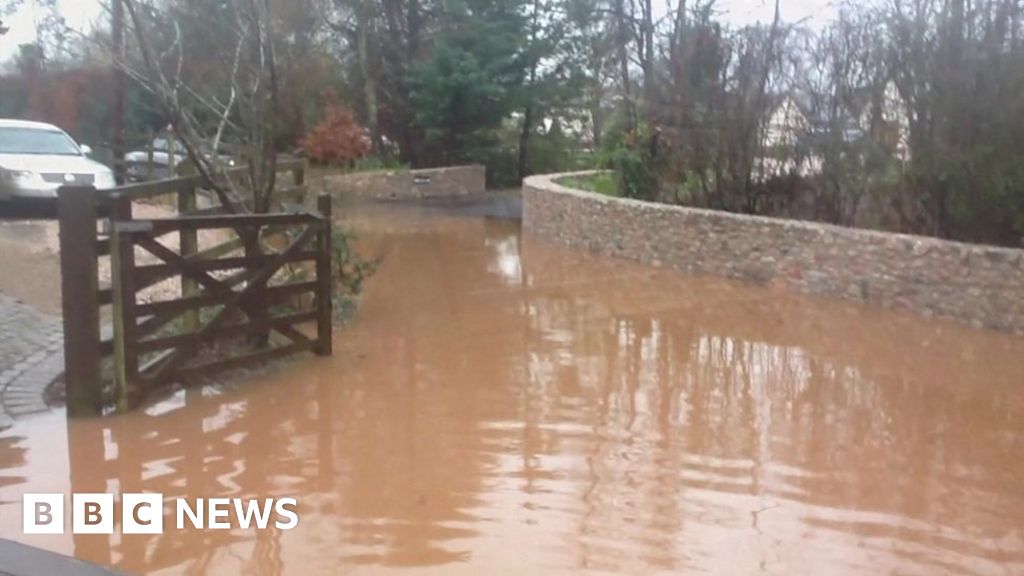 Mass sewage floods hit Devon homes as manholes overflow - BBC News