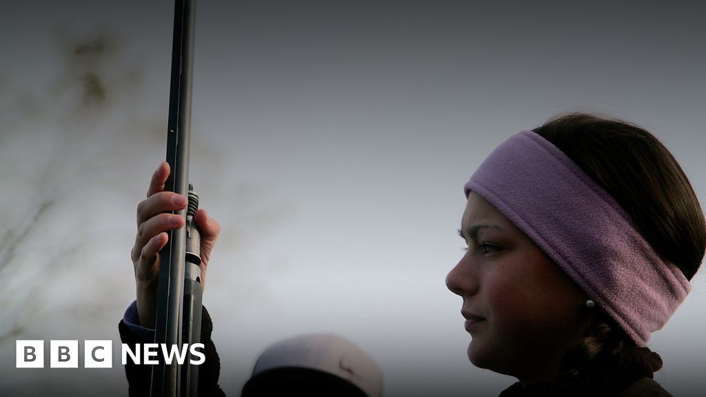 The American children who love shooting guns