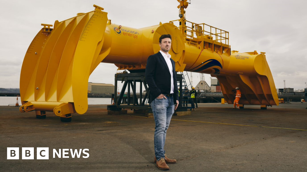 Scottish wave energy firm lands £730,000 funding - BBC News