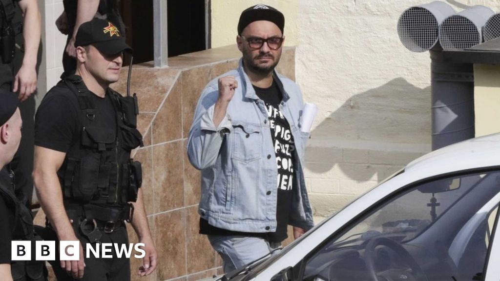 Russian crowd demands director Serebrennikov's release