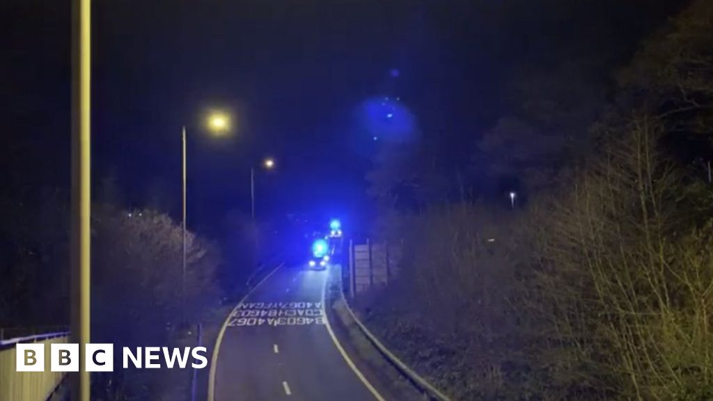 M4 closed near Swansea after 'serious incident' - BBC News