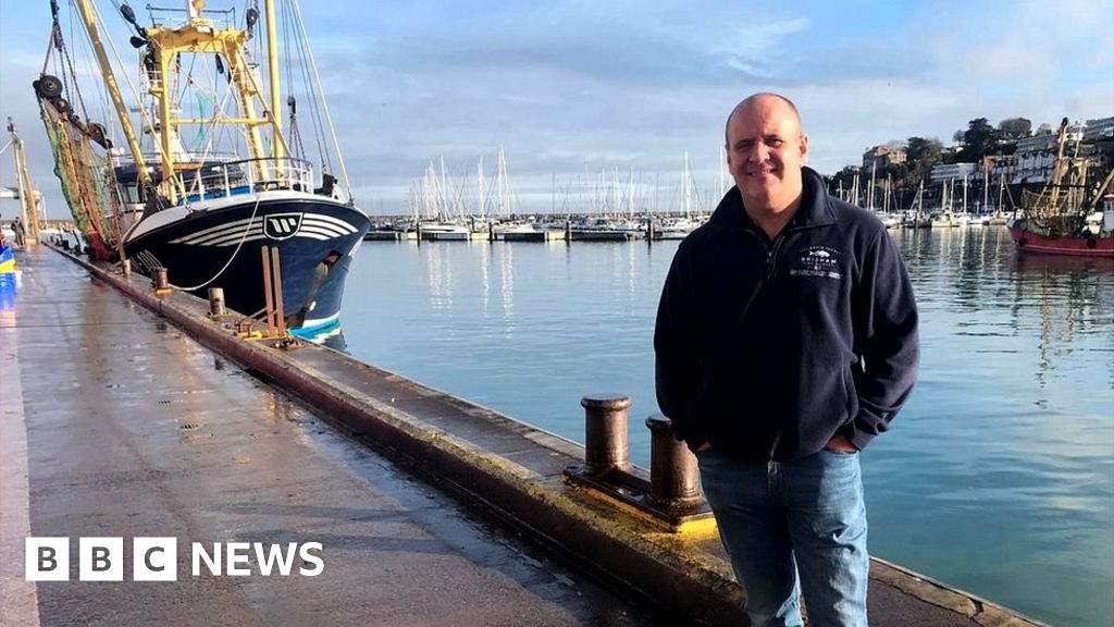 Brixham Fish Market sees another record year of sales - BBC News