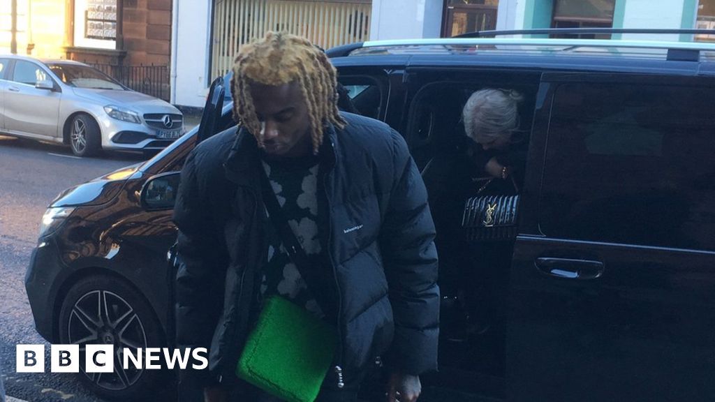 US rapper punched tour bus driver at Gretna service station - BBC News