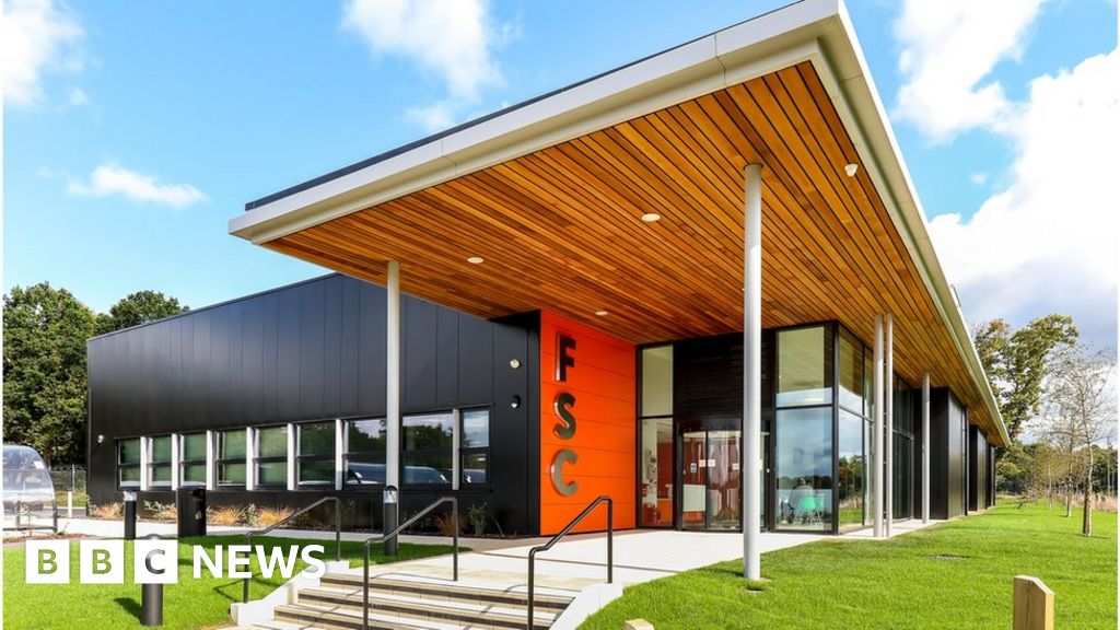 Bordon: Loss-making building trade school to close - BBC News