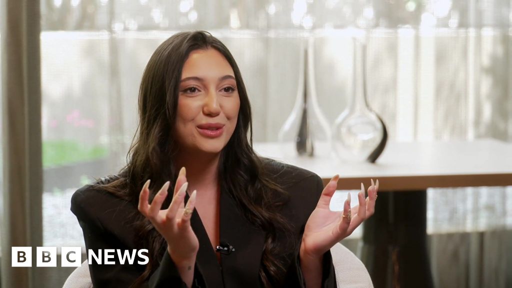 Israel's Eurovision entrant on preparing for booing - BBC News